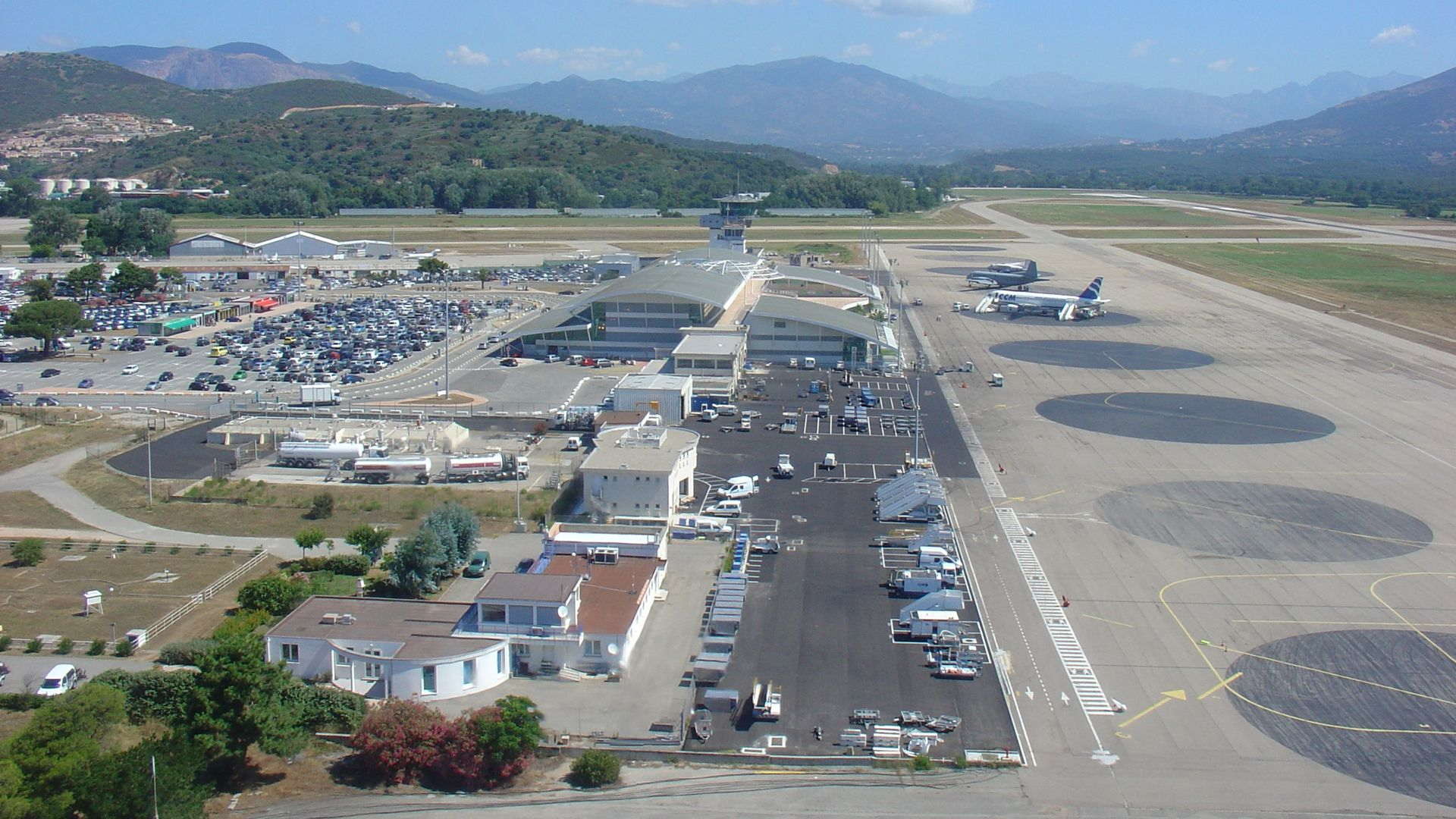 Figari Güney Korsika Havaalanı Özel Jet Kiralama | Jetsplore